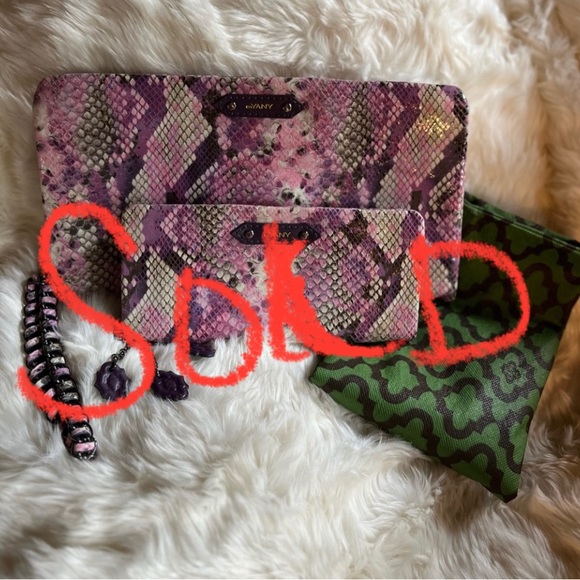 orYANY | Bags | Oryany Clutch And Wallet New Carry All Wristlet ...